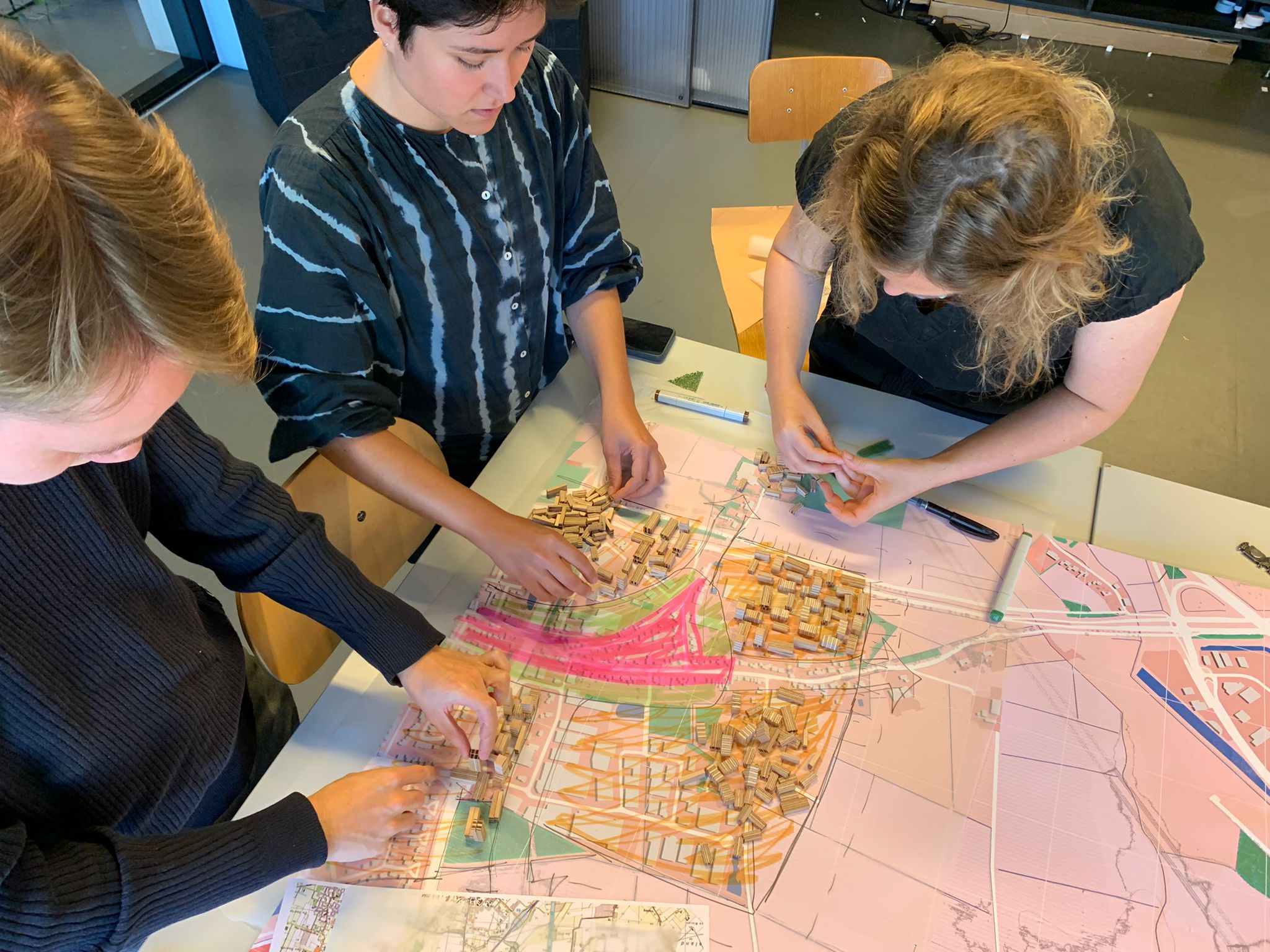 The new interministerial Ministry of Makers called on 100 designers - Echo